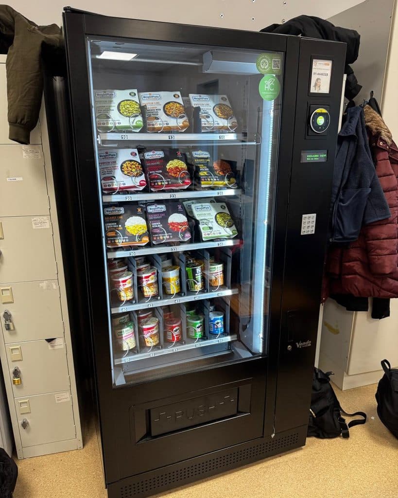 Advantages of Digital Over Traditional Vending Machines