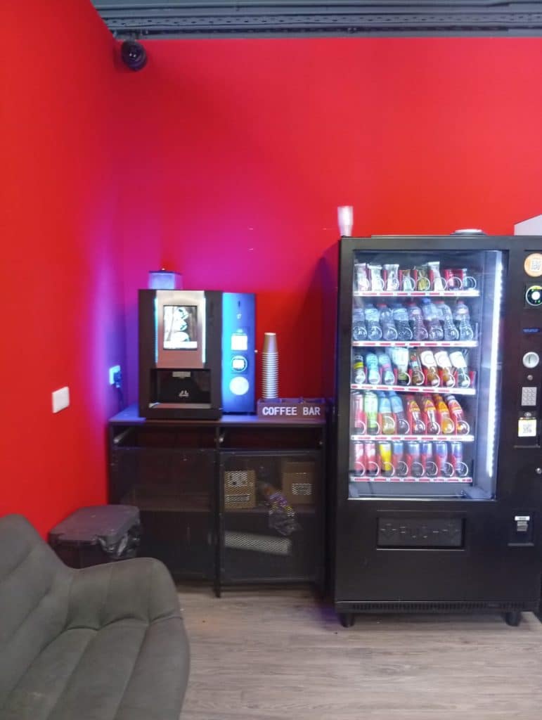 What Makes One Vending Machine Outperform Another? - vending-machines