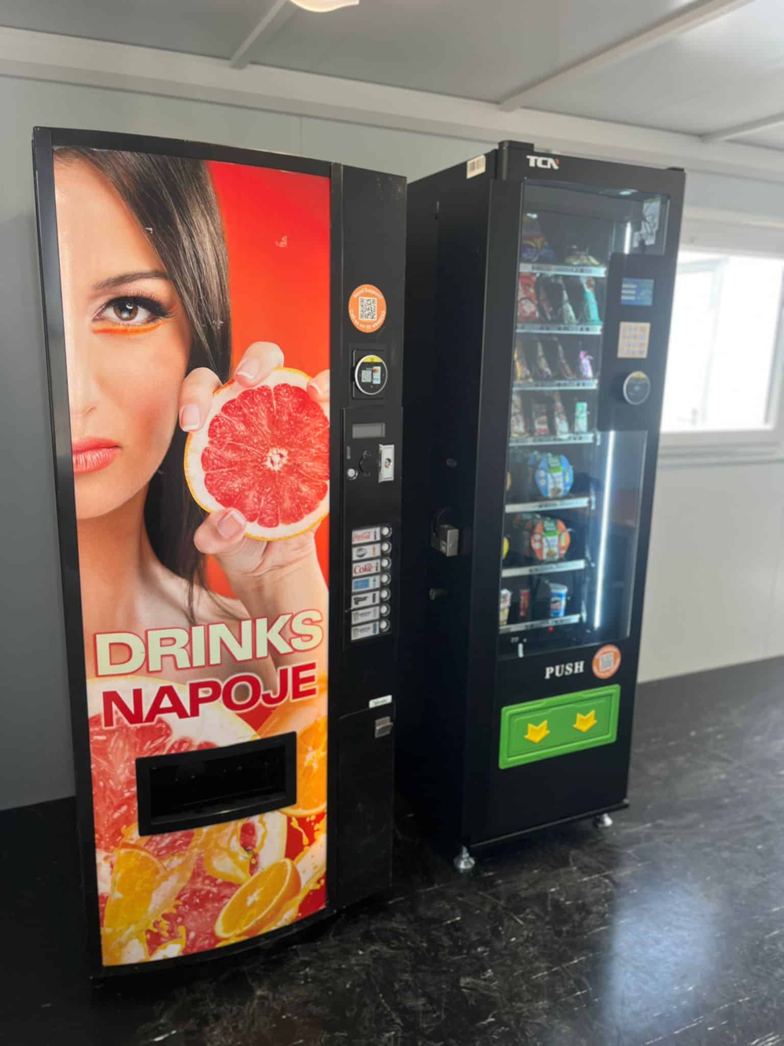 Are AI Chatbots Useful in Vending Machine Customer Service? - vending-machines
